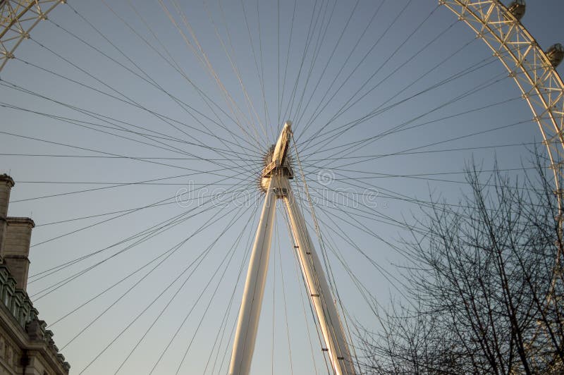 Closeup Axis of Rotation London Eye in London, England Editorial ...