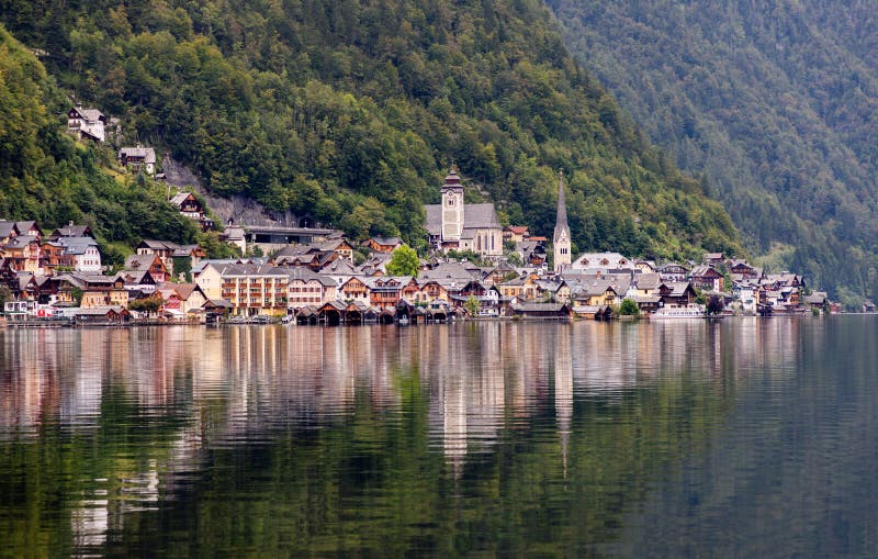 Hallstatt stock photo. Image of summer, austria, center - 212587854
