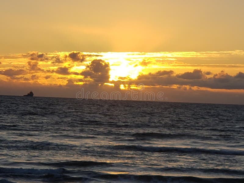 Centered Sunset San Diego Beach Stock Image - Image of centered, beach ...