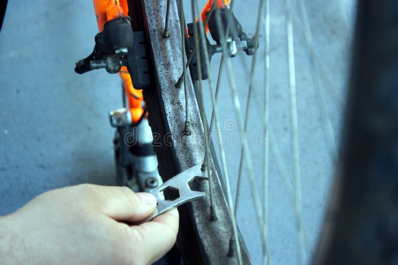 Centering in Cycle Key To Circle Centering Stock Image - Image of ...