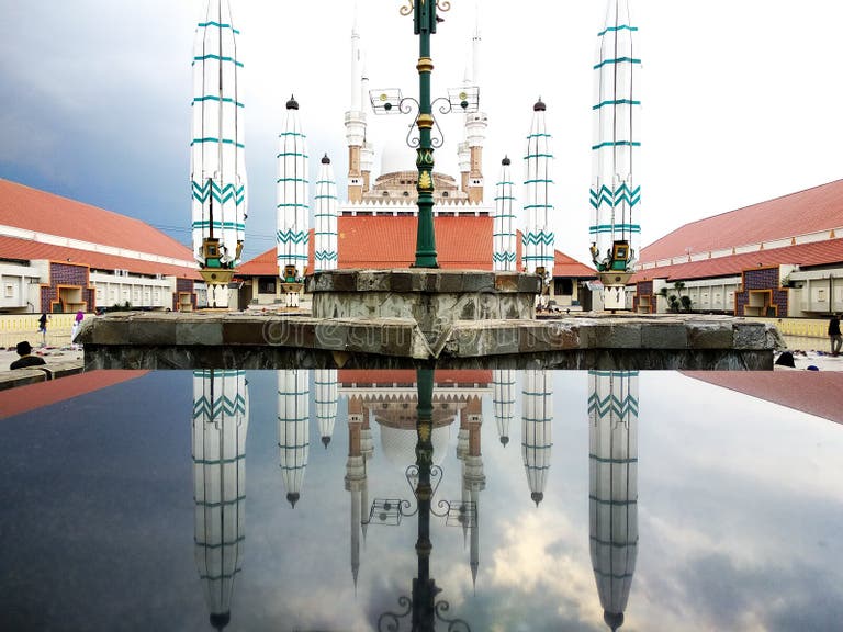 Central Java Grand Mosque editorial stock photo. Image of tourism ...