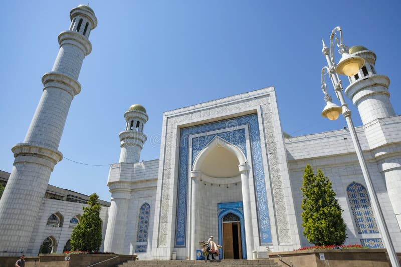 Central Mosque in Almaty editorial stock image. Image of city - 286450009