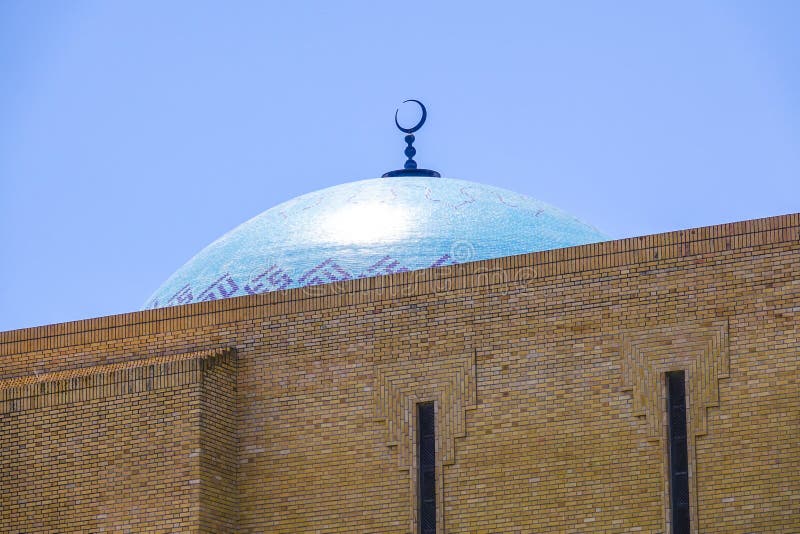 Central Mosque of Lisbon editorial photography. Image of alfama - 187794767