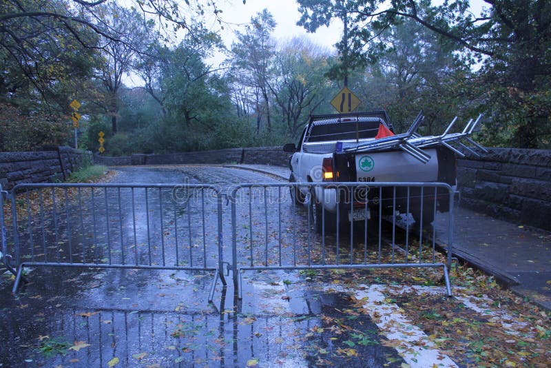 Day after Hurricane Sandy in New York Editorial Photo - Image of people ...
