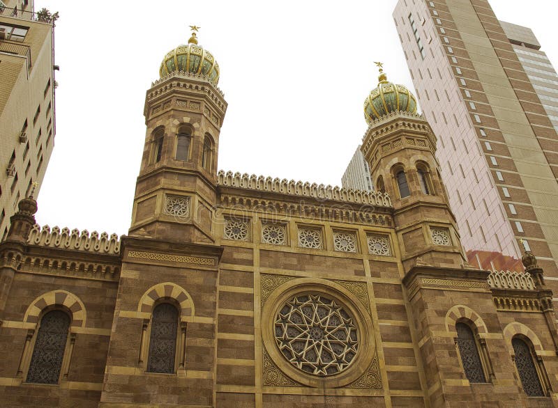 New York City: Historic Central Synagogue Stock Image - Image of front ...