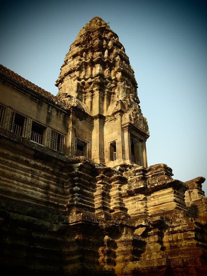 Central Tower Of Angkor Wat Stock Photo - Image of ground, storeys ...