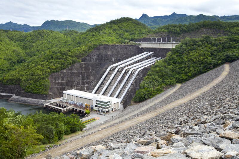 Centrale D'énergie Hydroélectrique Image stock - Image du pouvoir ...