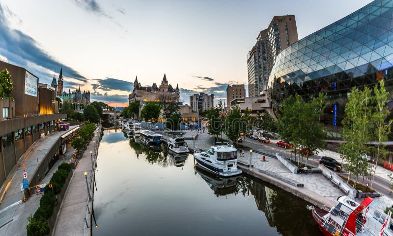 Centralt Centrum, Ottawa, Ontario, Kanada Redaktionell Fotografering ...