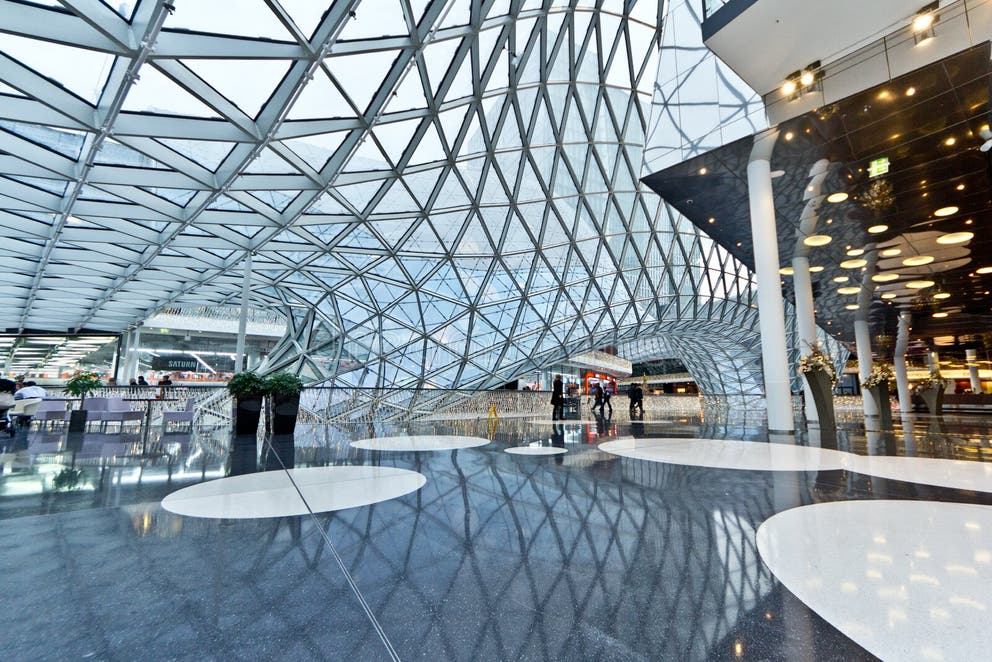Centre Commercial De MyZeil Photo éditorial - Image du achats, mail ...