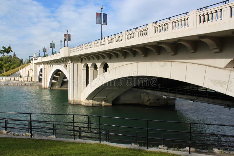 Centre Street Bridge, Calgary Stock Image - Image of river, overpass ...