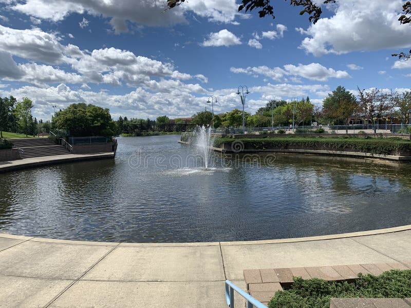 Centre water foundation stock photo. Image of fountain - 190588892