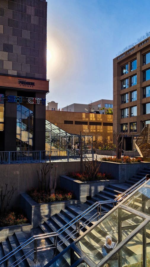 Centro Comercial Modern Arkan Plaza En El Cairo Egipto Imagen de ...