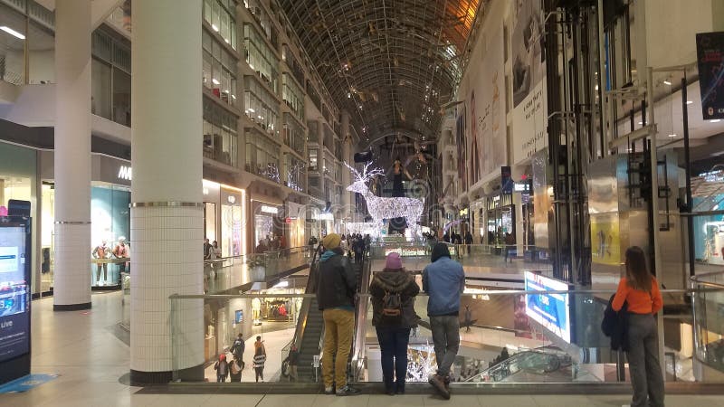 Centro Comercial Toronto Eaton Foto de archivo editorial - Imagen de ...