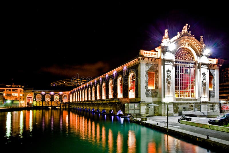 Centro cultural de Ginebra foto de archivo. Imagen de artes - 22851290