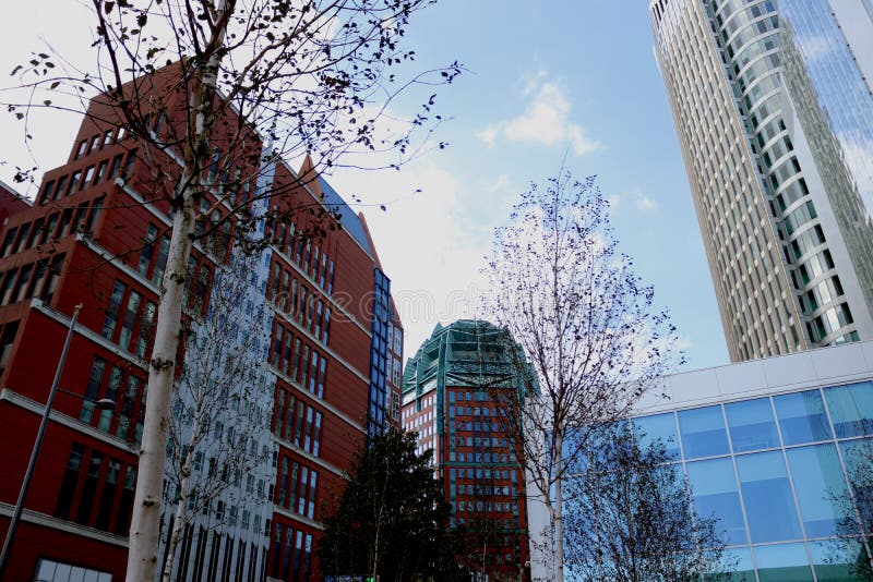 Centro Da Cidade De Den Haag Imagem de Stock - Imagem de curso, nuvens ...
