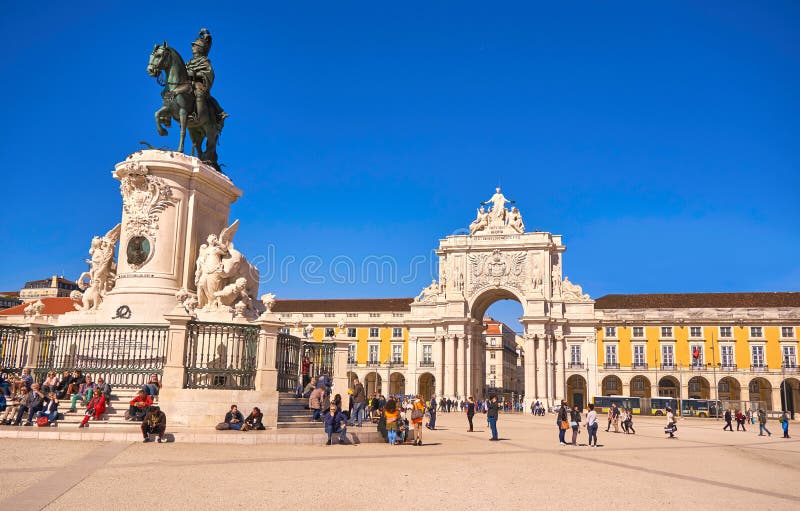 Centro Da Cidade De Lisboa Portugal Fotografia Editorial - Imagem de ...
