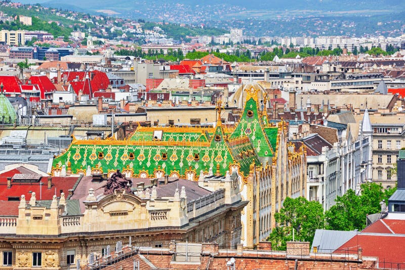 Centro de Budapest foto de archivo. Imagen de exterior - 73522362