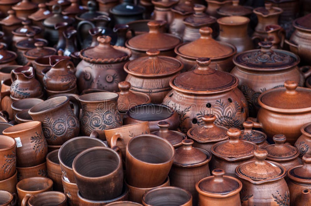 Cerámica, Loza De Barro, Clayware, Loza, Gres Imagen de archivo ...