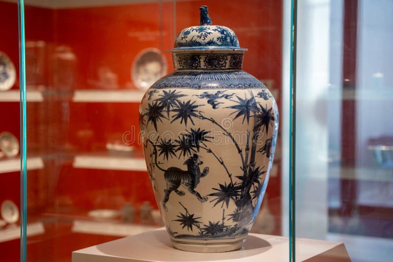 Ceramic Art on Display at the Gardiner Museum in Toronto. Editorial ...