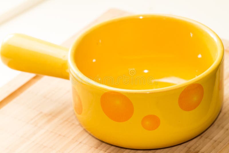 Ceramic Caquelon for Fondue Stock Photo - Image of empty, polka: 24247580