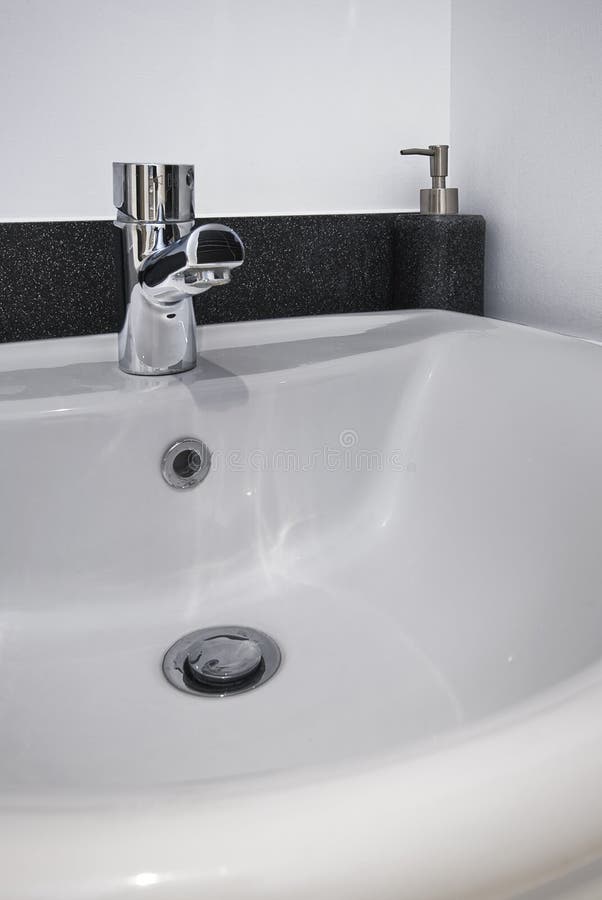 Ceramic hand wash basin stock photo. Image of pattern - 11127902