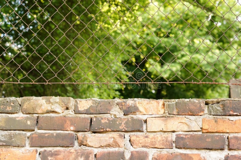 Cerca da grade imagem de stock. Imagem de metal, material - 31575055