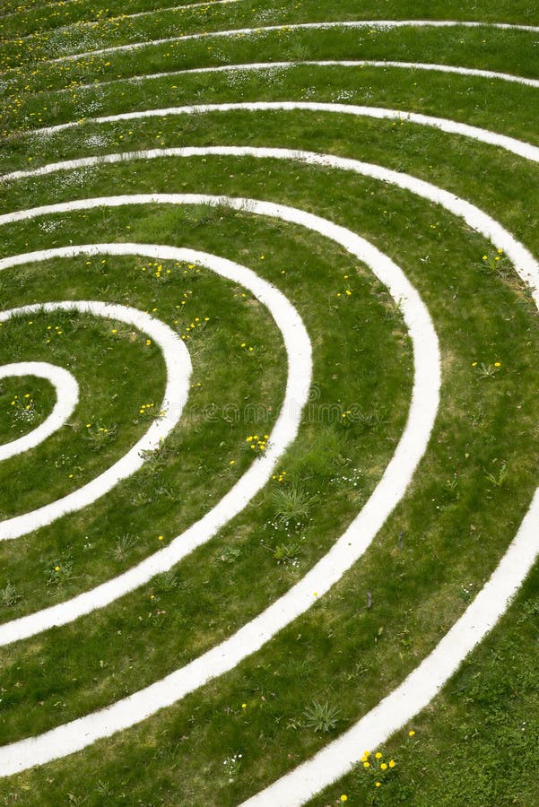 Cercles concentriques photo stock. Image du invasion - 66885864