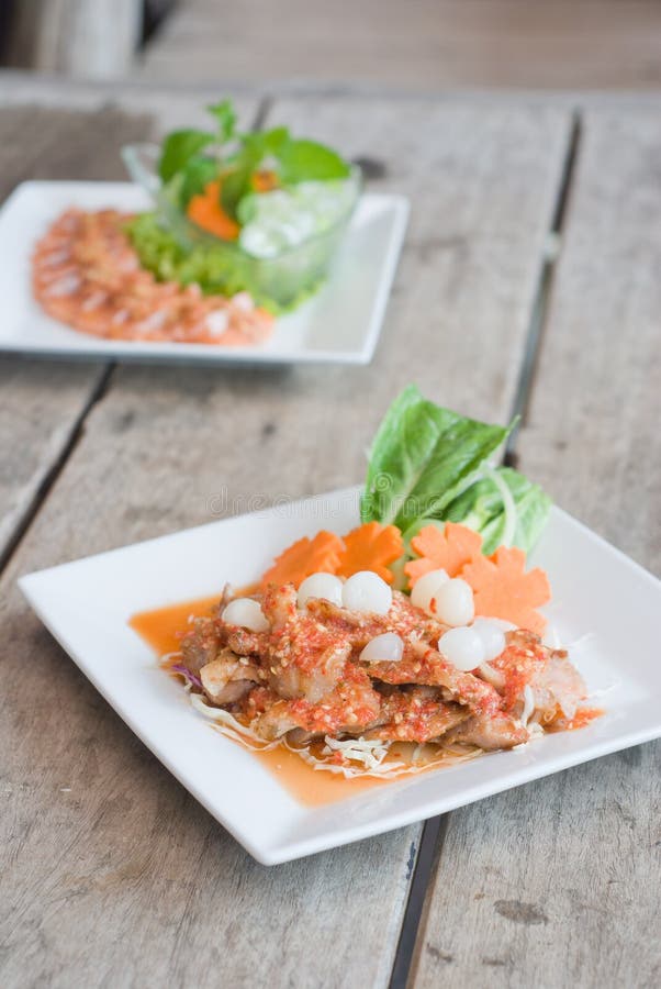 Cerdo Picante De La Parrilla Foto de archivo - Imagen de cierre ...