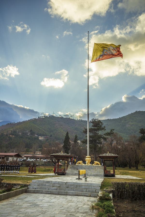 Ceremonia De La Bandera De Timbu Imagen de archivo editorial - Imagen ...