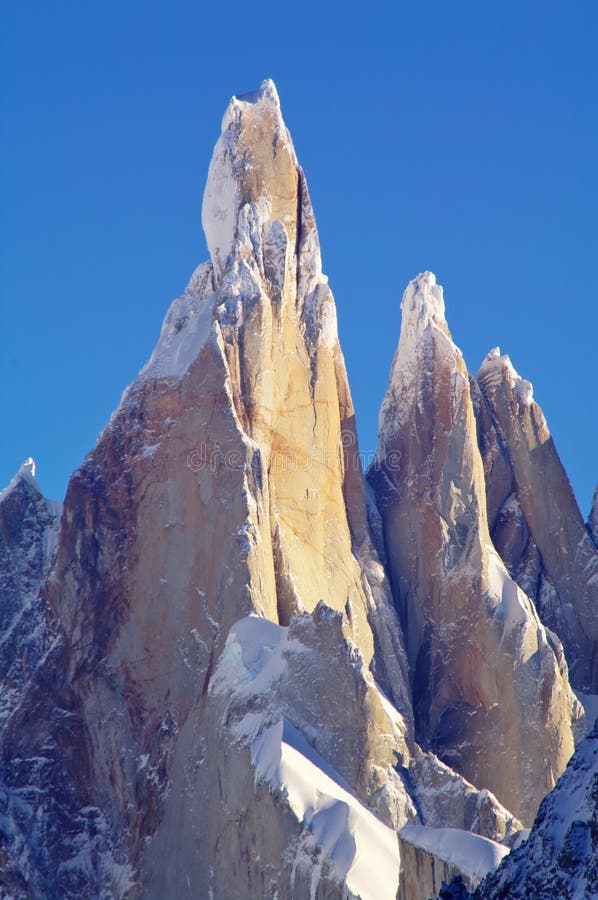 Cerro Torre stock image. Image of south, torre, park - 73344723