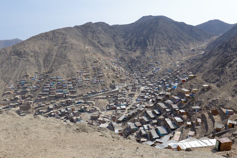 Cerros de Lima stock photo. Image of invasions, sprawl - 161971490