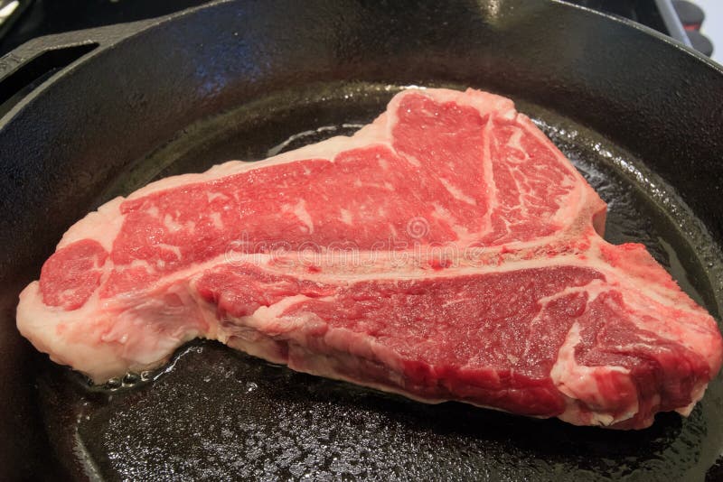 Certificado Delicioso Angus Beef Foto de archivo - Imagen de vaca ...