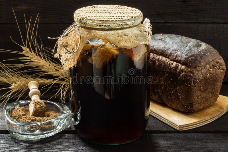 Cerveza De Centeno Rusa Tradicional De La Bebida Imagen de archivo ...