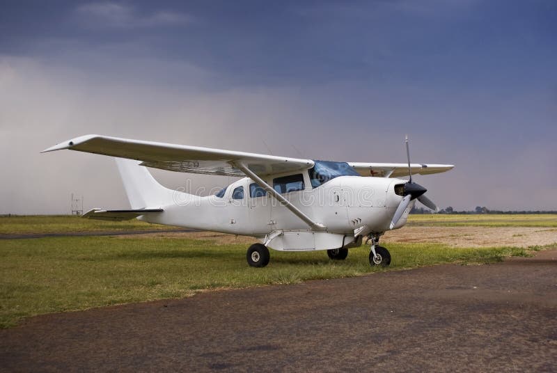 Cessna 205 - Super Skywagon with Cargo Pod Stock Image - Image of ...