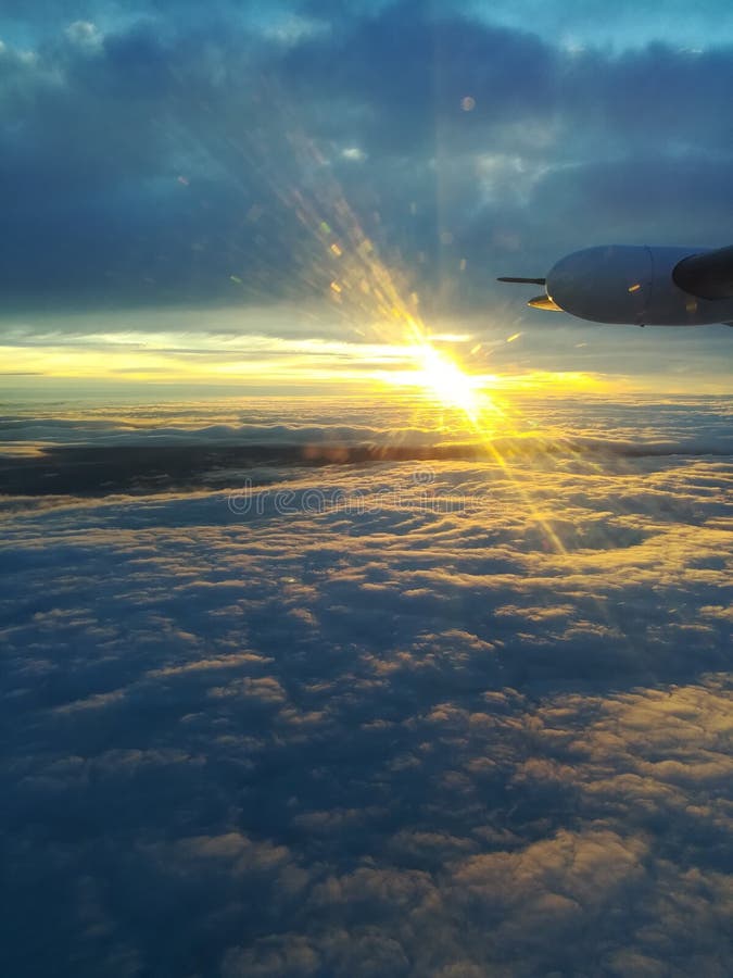 Flying Sunset Over Pacific Ocean Stock Photo - Image of cessna, pacific ...