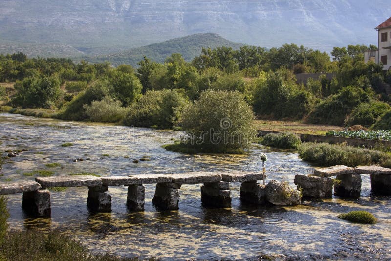 Cetina river crossing stock image. Image of flow, cetina - 33664289