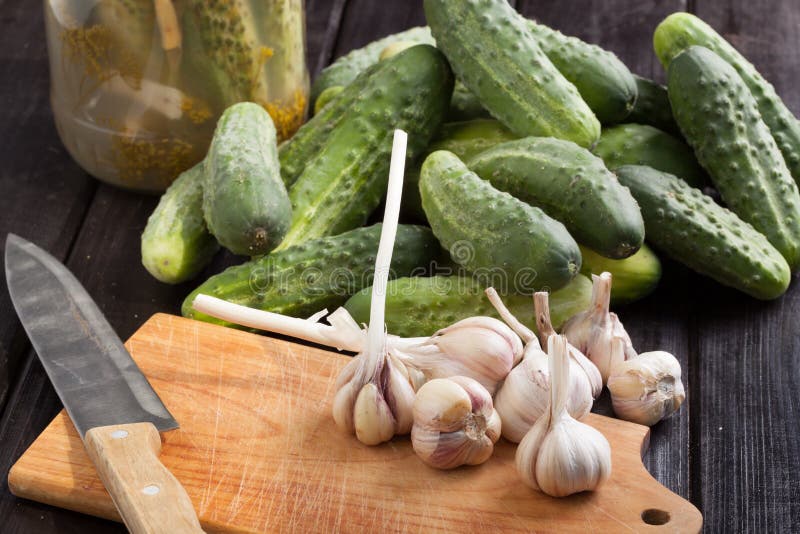 Cetrioli fotografia stock. Immagine di preparazione, cetriolini - 33560732