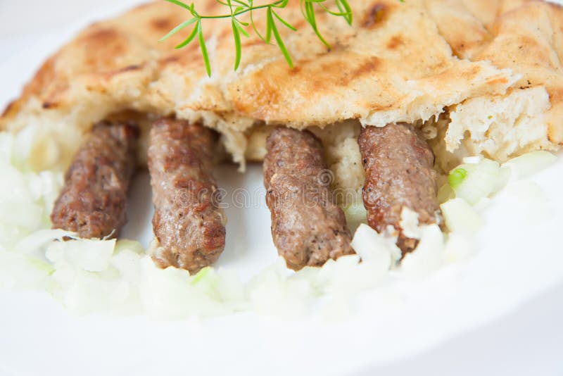 Alimento Tradizionale Bosniaco Di Cevapi Fotografia Stock - Immagine di ...