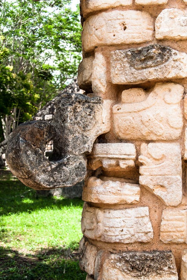 Chaac-Statue in Kabah, Yucatan, Mexiko Stockfoto - Bild von berühmt ...