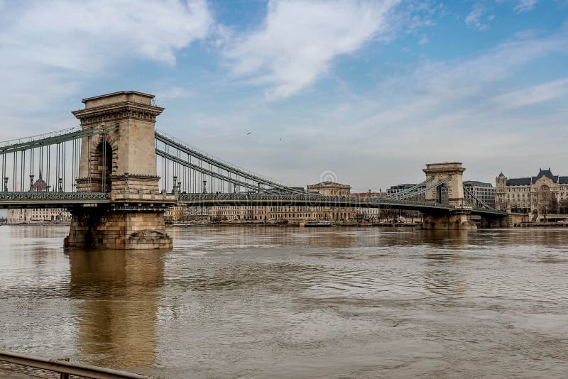 Chain Bridge between Buda and Pest on the River Danube, Hungary Stock ...
