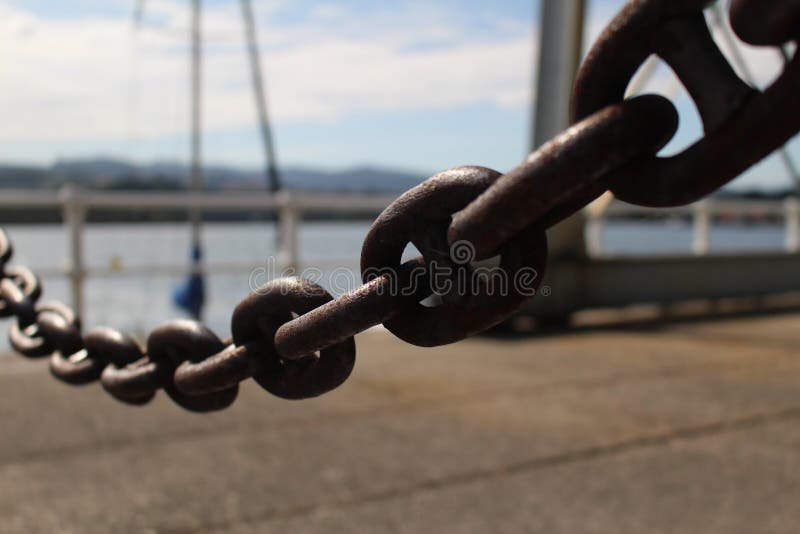 Chain stock photo. Image of link, hierro, industry, fuerza - 98716812