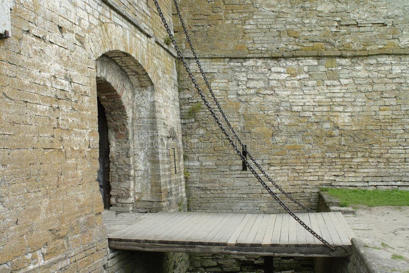 Chain drawbridge stock image. Image of wooden, lifting - 26826643