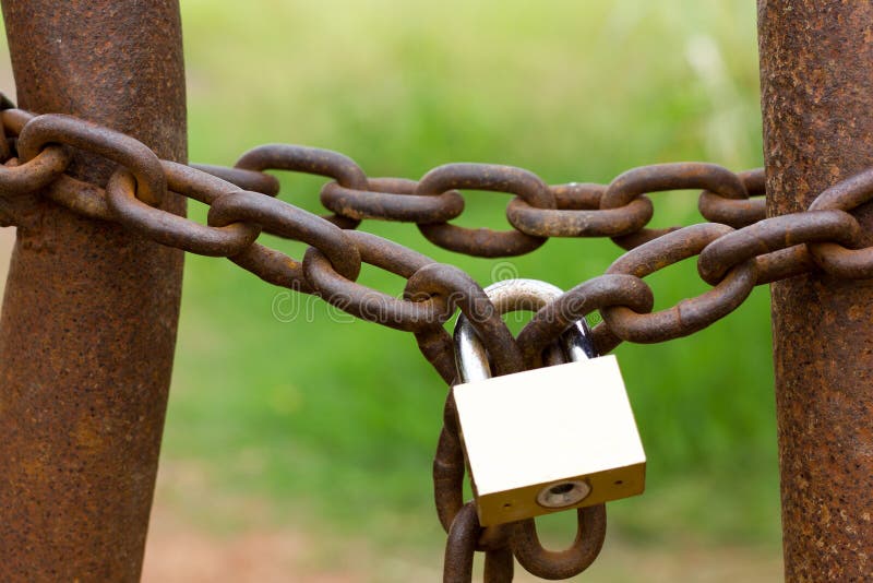 Chain and lock stock image. Image of graphic, industrial - 98669415