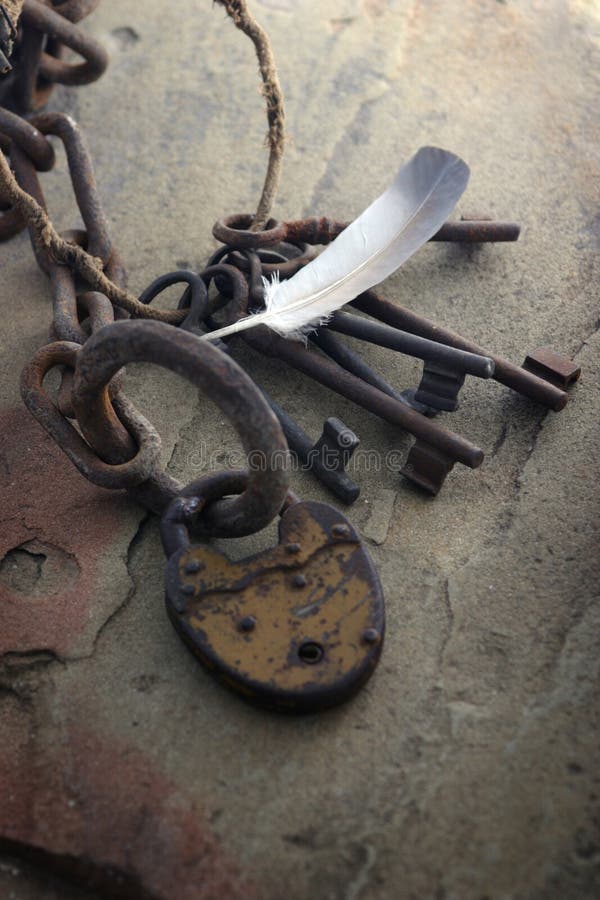 Chain and old keys stock image. Image of keys, stone, retro - 3283875