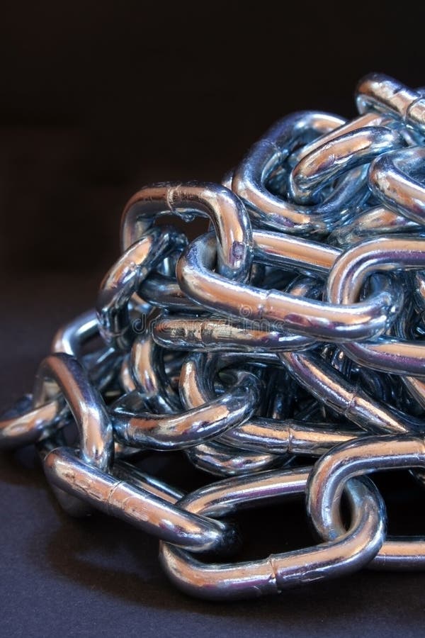 Chain Pile Picture. Image: 656117