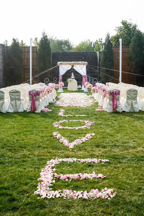 Outdoor wedding Scene stock photo. Image of chairs, flower - 29776726
