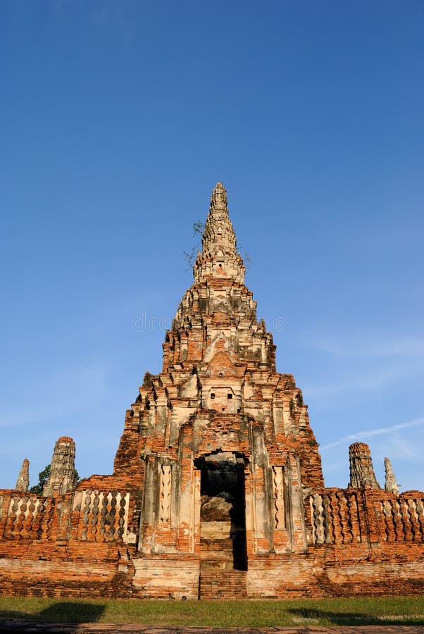 Old Temple Wat Chaiwatthanaram of Ayuthaya Province( Ayutthaya ...