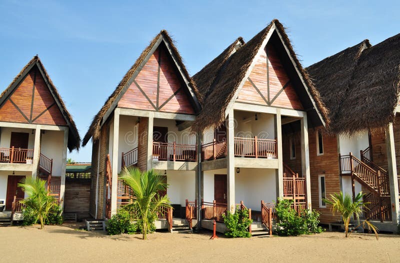 Chalés da praia foto de stock. Imagem de tropical, tourism - 25759432