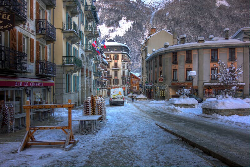 Chamonix Town, France, Hiver 2012 Photo éditorial - Image du suisse ...