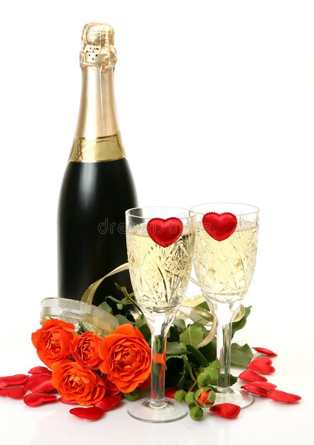 Champagne En Roze Die Rozen Op Wit Wordt Geïsoleerd Stock Foto - Image ...